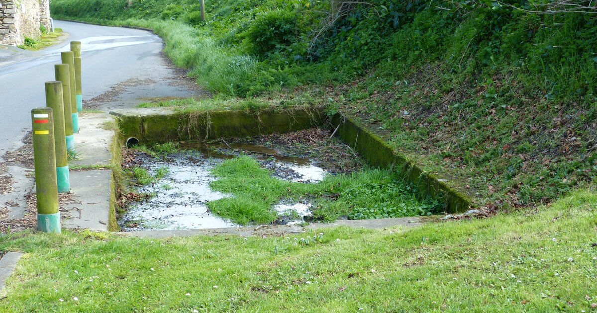 Lavoir et abreuvoir de Traou Choad - PLOUBAZLANEC - Mission Fontaine ...